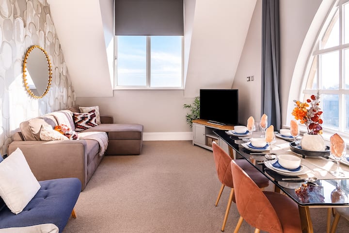 Harrogate's Most Central Apartments - Sleeps 12 - 哈羅蓋特