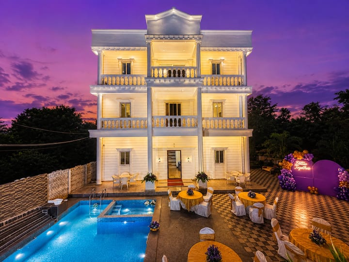 Berlin |Pool |Pool Table | Bbq-tt 6br By Homeyhuts - Hyderabad