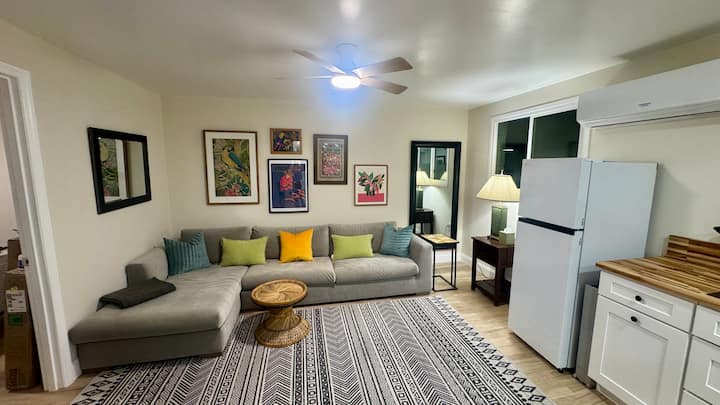 2br 1ba Quiet Tampa Apt W/ Private Backyard Oasis! - Tampa, FL