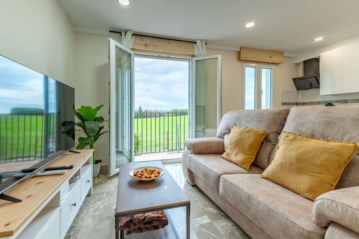 Cosy Private House - Santiponce