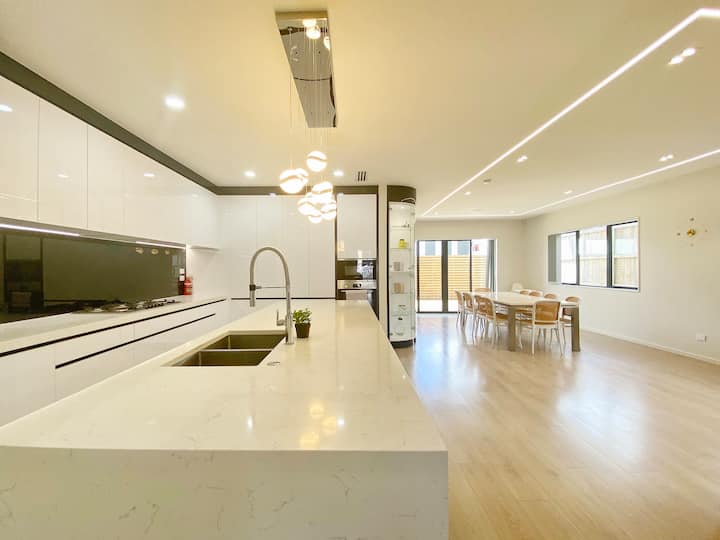 Koromeke Luxury 370sqm New Build– Ideal For Groups - Auckland