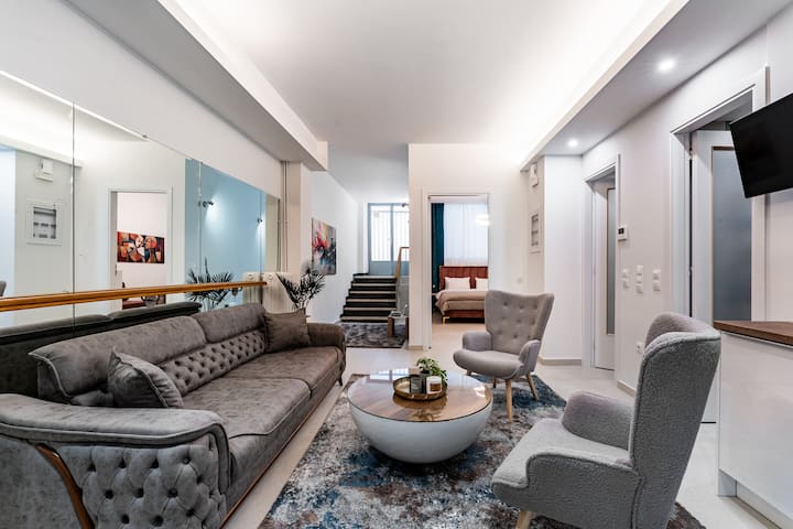 Elegant 3br Apt 2fullbath/prime Acropolis Location - Athen
