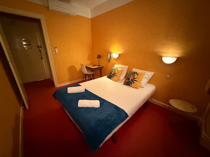 N°5 : Chambre Vintage - Paray-le-Monial