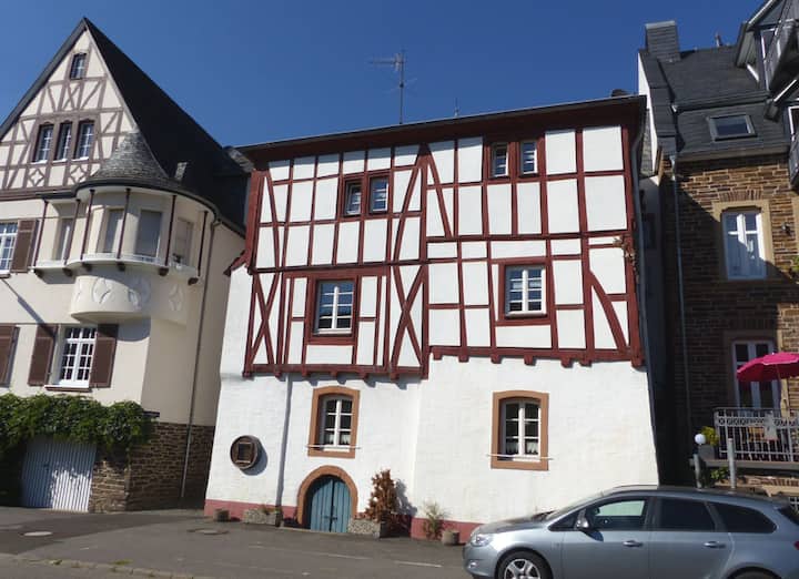 Zur Klapperburg - Zell