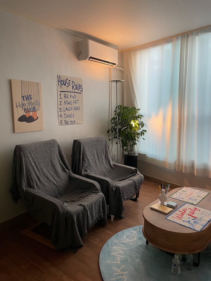 Why_not@sleep (3m Itaewon Sta.) - Seoul