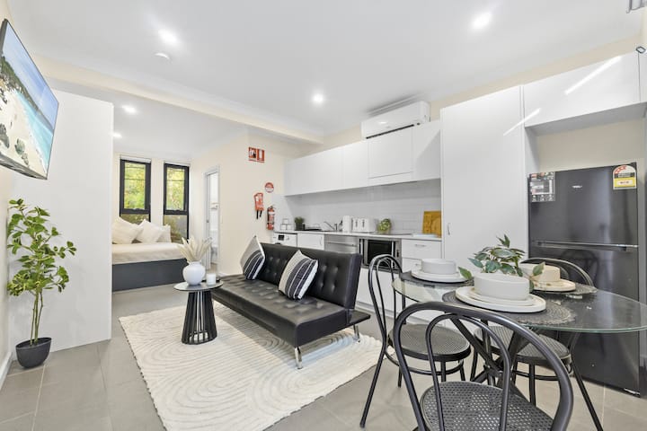 Stylish Darlington Studio | Minutes To Uni & Cbd - Surry Hills