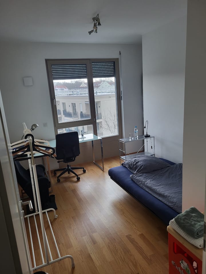 Quiet & Central Private Room - Regensburg