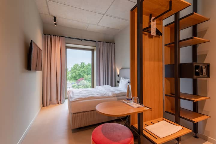 Hotel Miano By Limehome | Classic Single Room - Munich