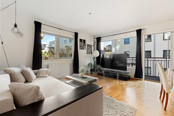 Bo I En Sjarmerende Leilighet I Oslo Sentrum - Oslo