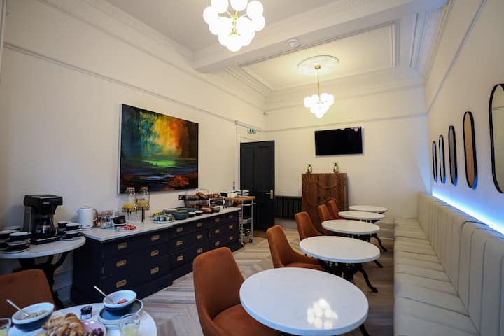 Luxury Room - Boutique 50 Hotel - West End Glasgow - Glasgow