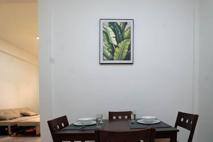 Bright & Cozy Apartment Near City Life - Suriname