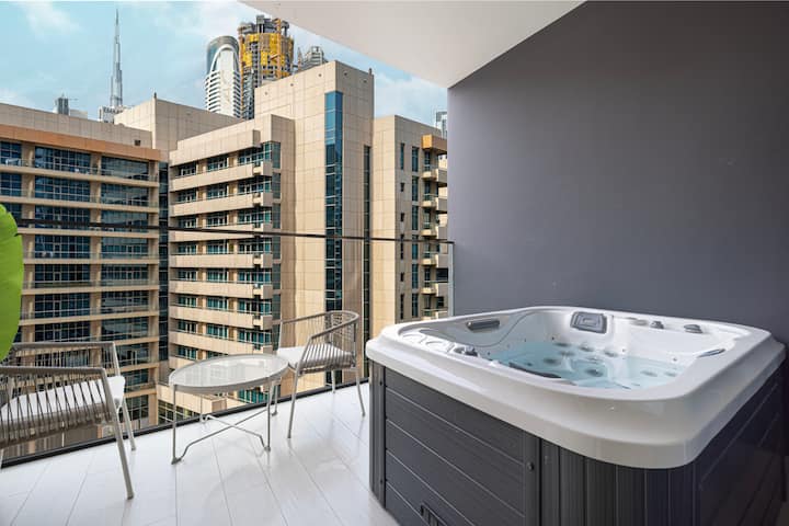 Studio Trillionaire | Vue Burj Khalifa & Jacuzzi - Dubai