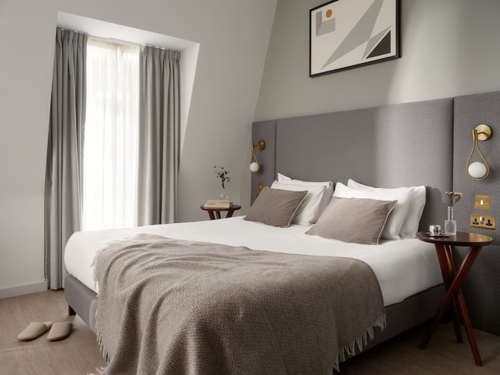 Homey Spacious Room With City View In Hyde Park - Londres