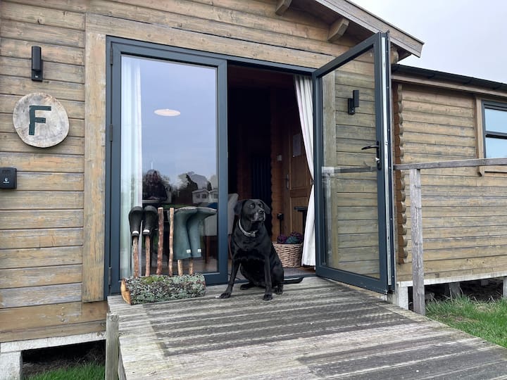 Elm Wooden Lodge 4 Bed (Sleeps 8) 4 Ensuite - Evesham