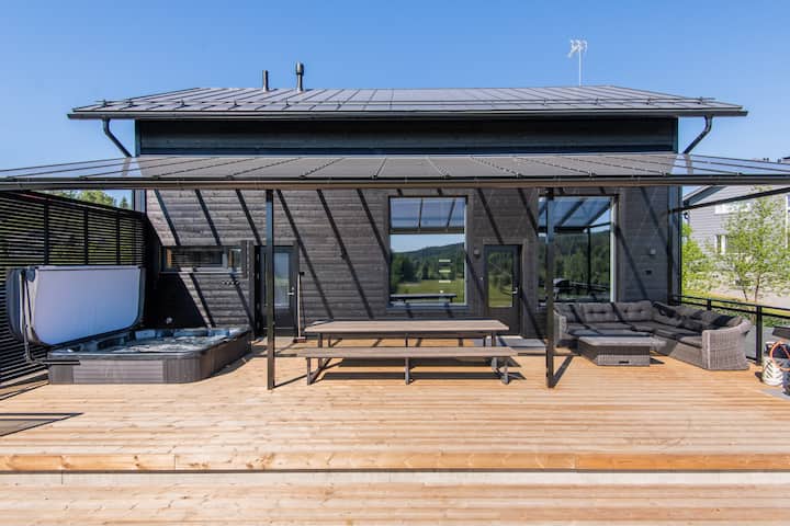 Luksushuvila. Laadukkaasti Varusteltu. - Jämsä