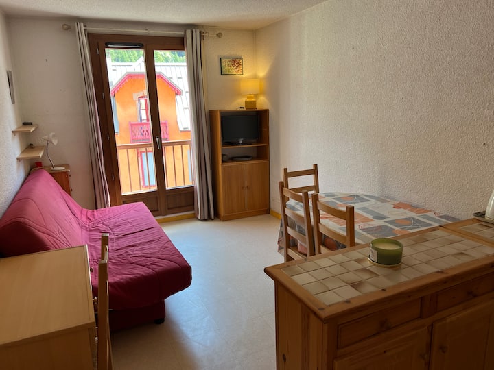 Beau Studio Coin Nuit Plein Sud En Centre Village - Abriès