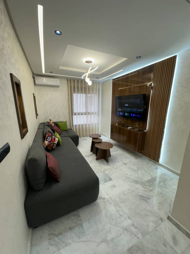Appartement Cosy Dans Un Quartier Calme - Fes
