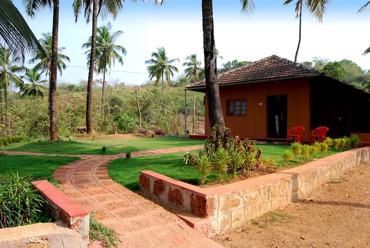 Niwanta Homes - 2br Cottage W Pool At Sawantwadi - Sawantwadi