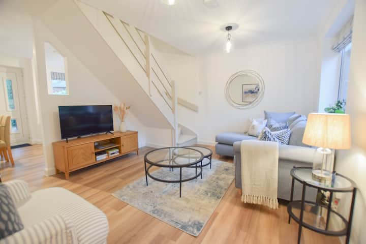 Stunning Central Oxford 2 Bedroom Home + Parking - Oxford