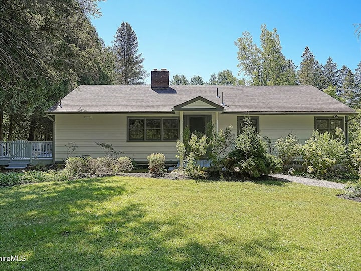 Hawthorne House - 레녹스