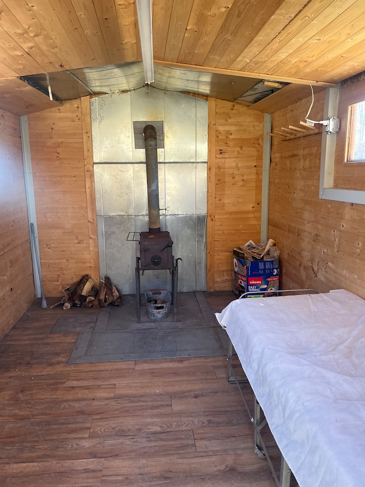 The 4 Point Cabin! - Kingston