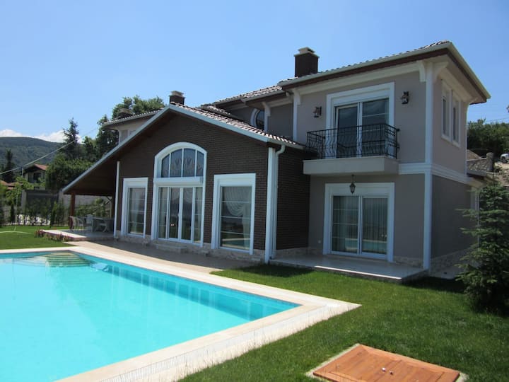 Full Göl Manzaralı Lüks Villa - Kocaeli