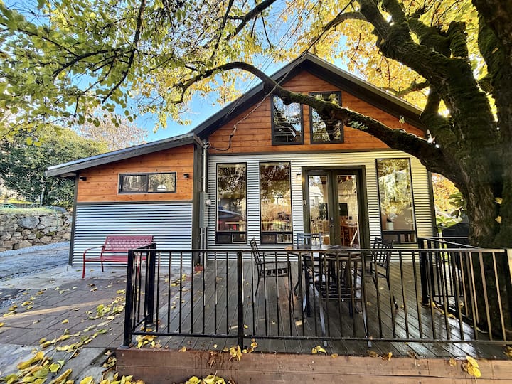 Unique Loft House Downtown Newcastle Near Freeway - Auburn, CA