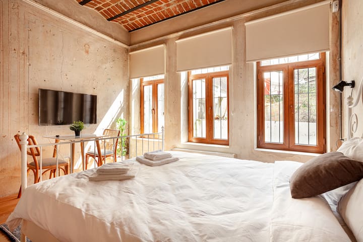 Historical Cute Flat İN The Center - Beyoğlu