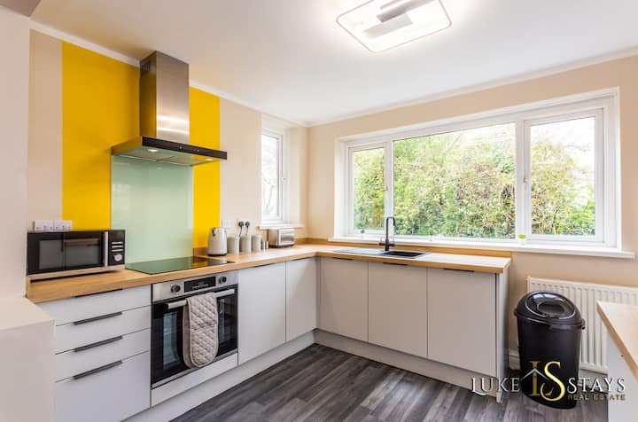 Luke Stays - Cross View Terrace - Durham