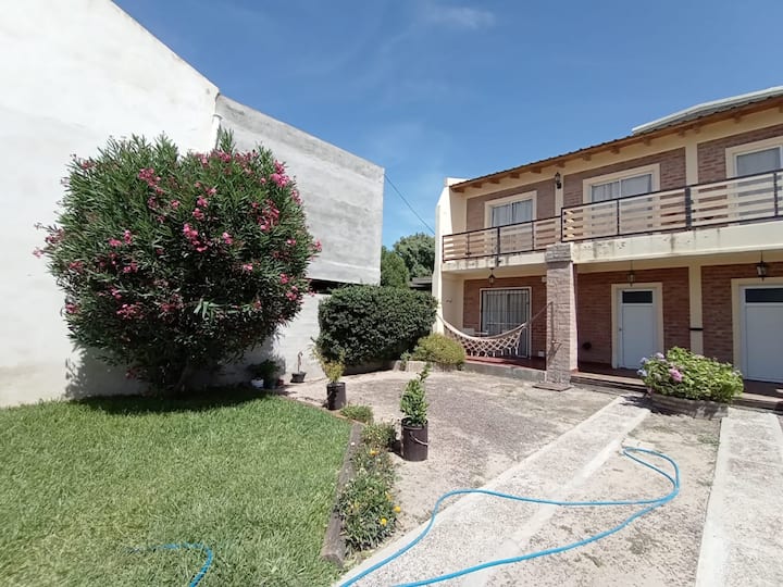 Casa Amplia Completa, 150 M Del Mar. Centro A 2 Km - San Antonio Oeste