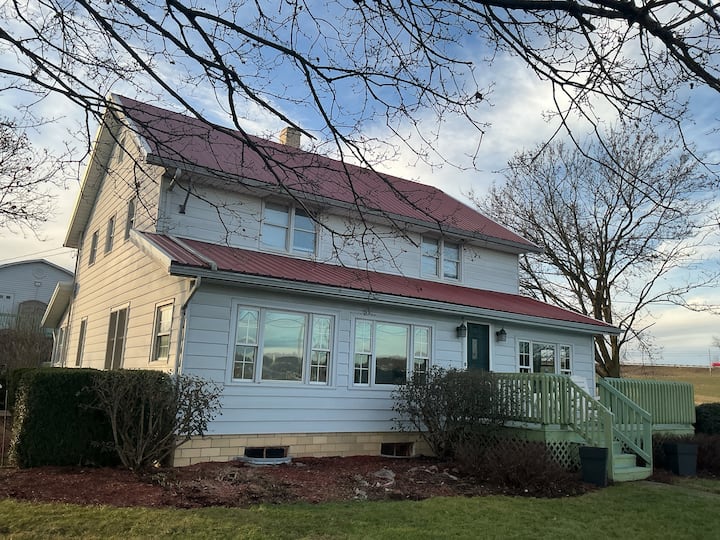 Historic Farmhouse At Traveler’s Loft Near Berlin - Berlin, OH