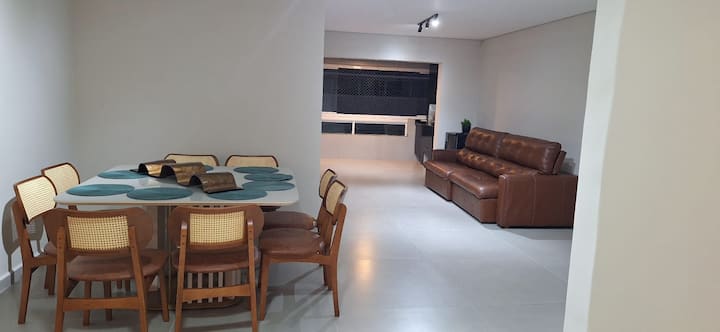 Apto Alto Padrão 50m Da Praia - Santos