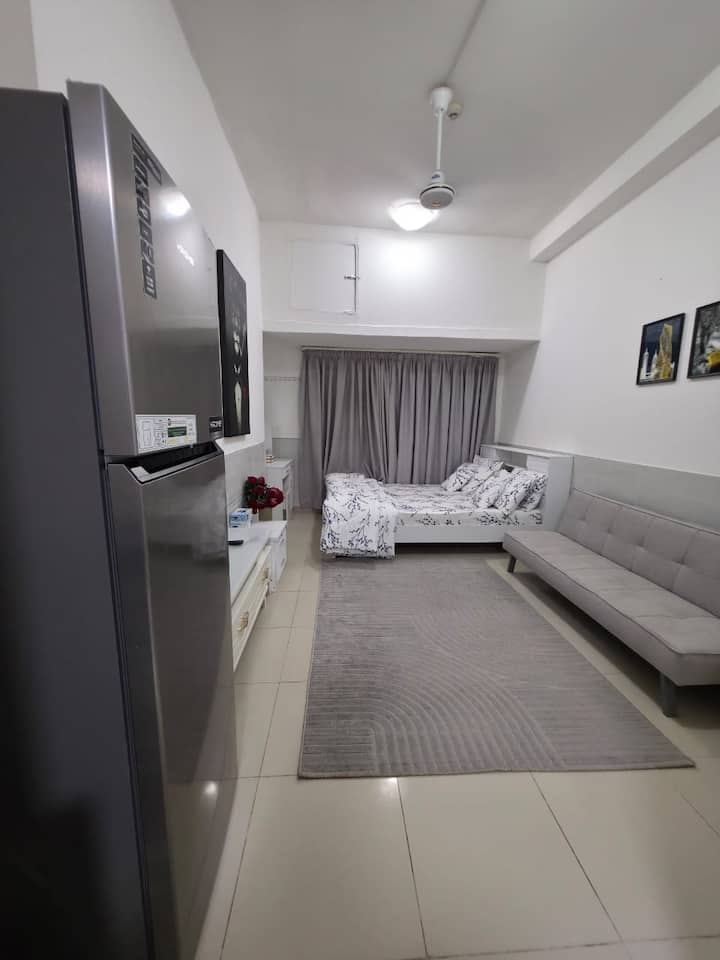Apartment In Ajman City - Ajman