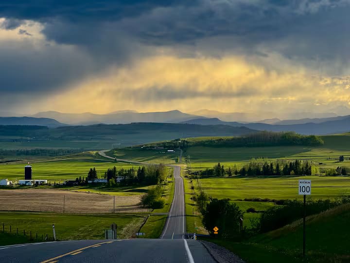 Midcentury Mansion 7 Bdrms Salt Pool Hottub, Sauna - Black Diamond