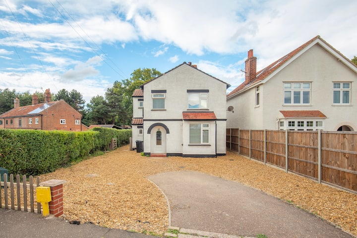 Stunning 6 Bed 6 Bath Detached House | Parking X6 - Norwich