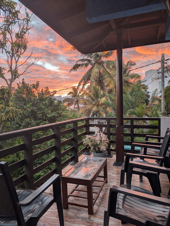 The Sunset Veranda-mirissa A/c Entire Villa - Mirissa
