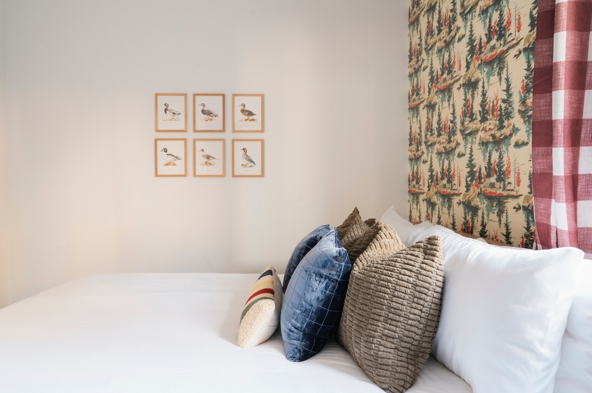 Jacuzzi, sauna, 12 couchages, chiens acceptés, bord de lac - Maisons à ...