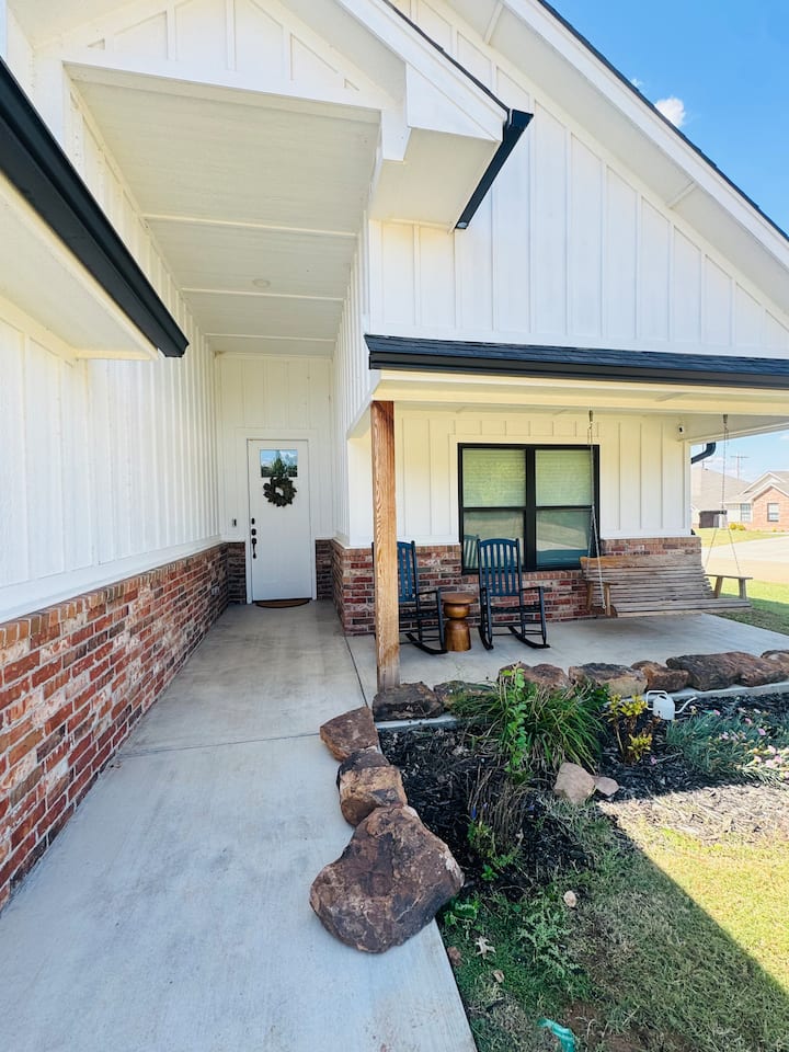 Grandview Farmhouse In The Heart Of Stillwater - Stillwater, OK