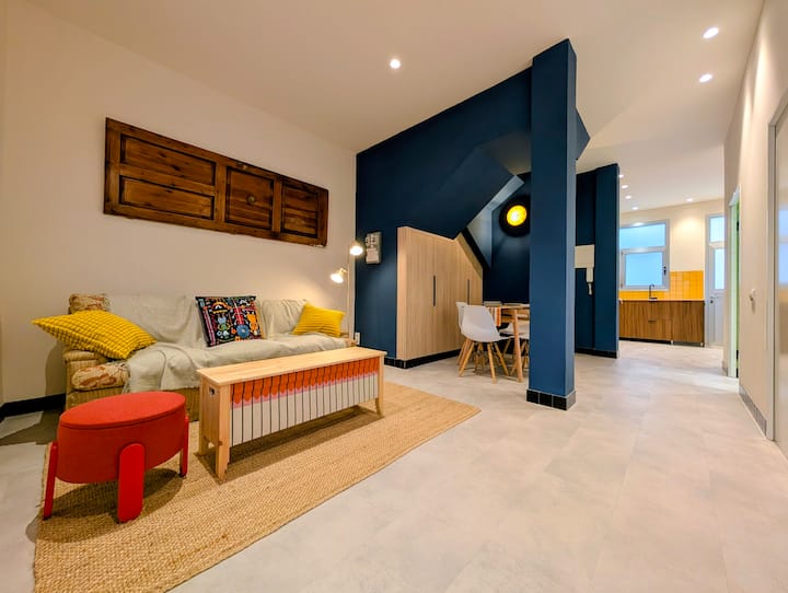 Vivienda De 2 Dormitorios Con Patio - Cambre