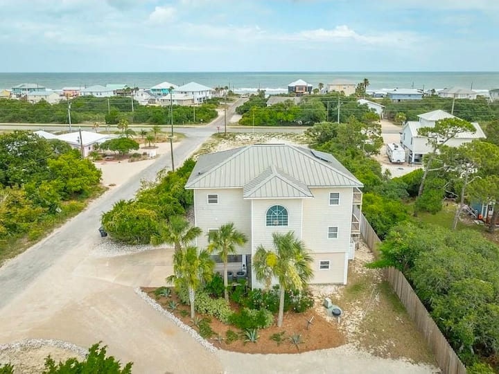 Delphin Cove - St. George Island, FL