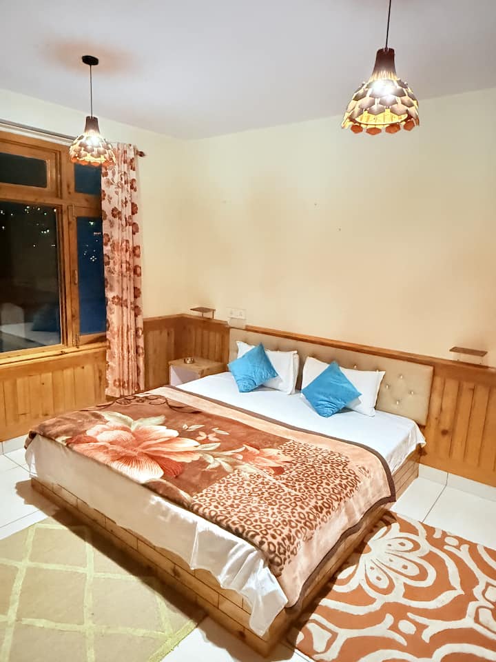 Cozy Room In Manali With Mountain View And Bonfire - Manali