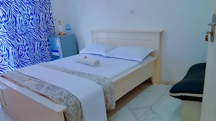 A Cosy Room In N’djamena - N'Djamena