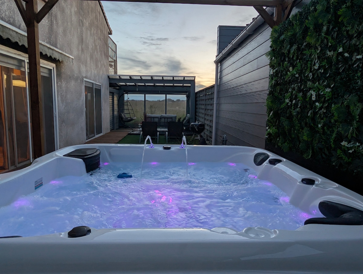 L'Ôrizon Secret spa privatif Vue sur les Pyrénées - Appartements à ...