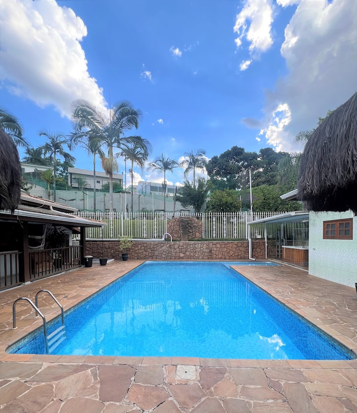 Refúgio: Piscina, Jacuzzi, Campo E Conforto. - Campinas