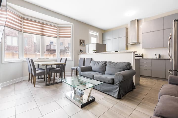 Great Home In East Gwillimbury - Bradford