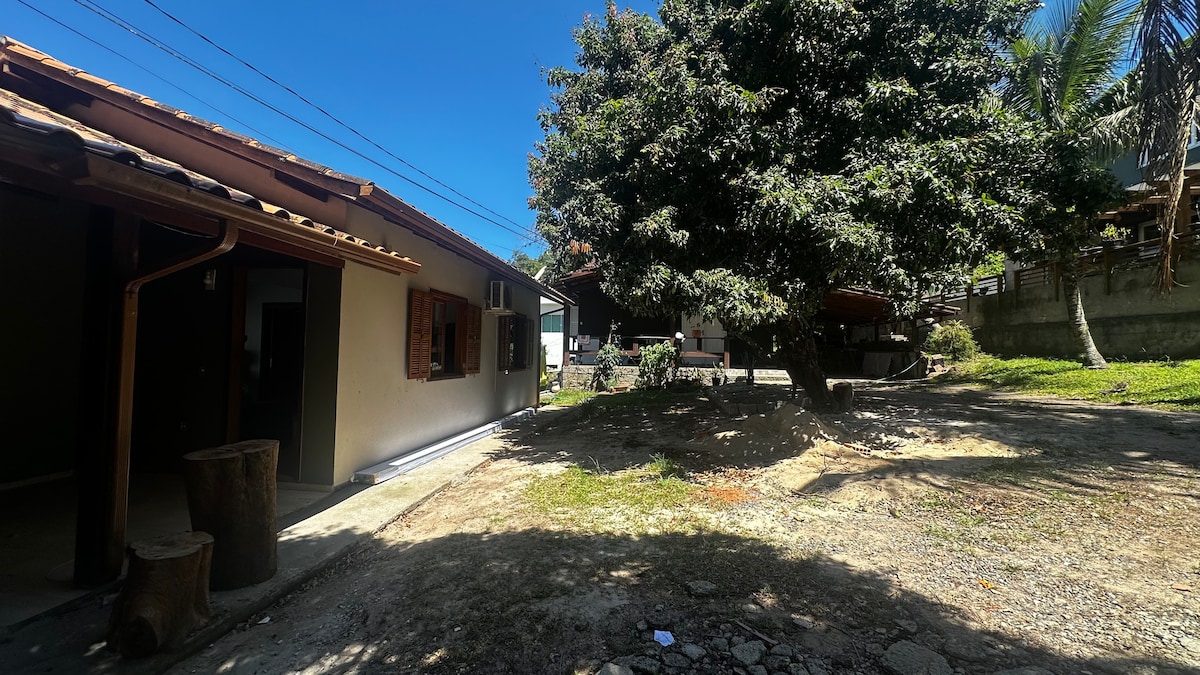 Paradise of Porto da Lagoa - Houses for Rent in Florianópolis, State of ...