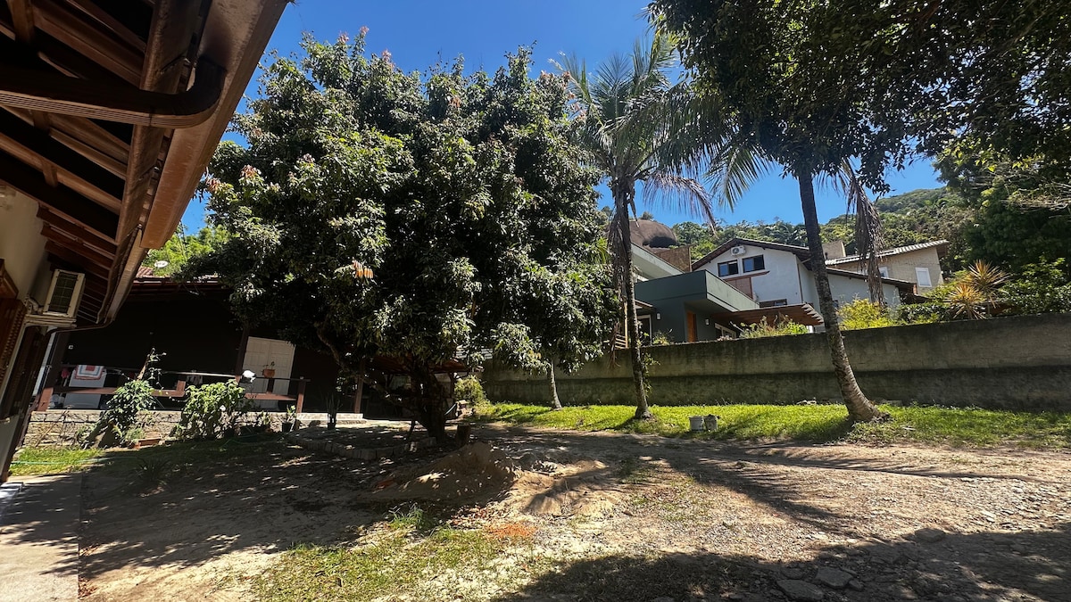 Paradise of Porto da Lagoa - Houses for Rent in Florianópolis, State of ...