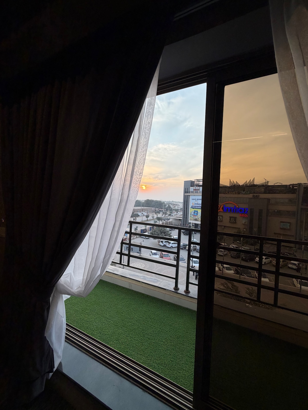 Mondschein-Flucht|Luxusaufenthalt in Buch Villas Multan - Condos zur ...