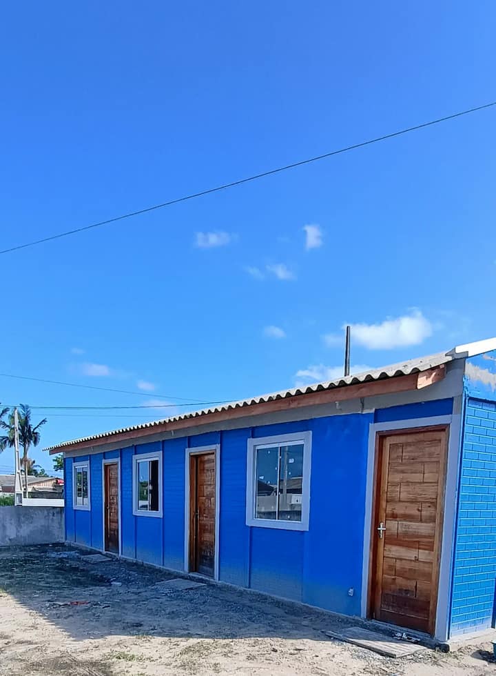 Quarto Simples Com Banheiro Privativo. - Paranaguá