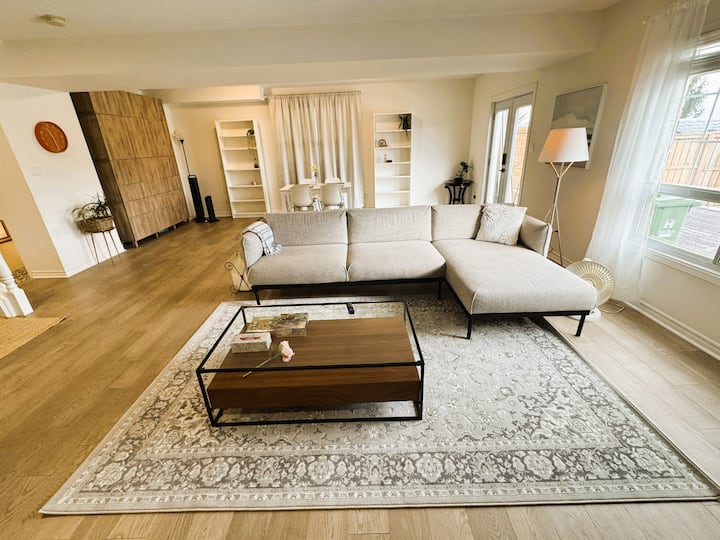 Romantic Farm-view Retreat | Luxury Suite - Hamilton, Canadá